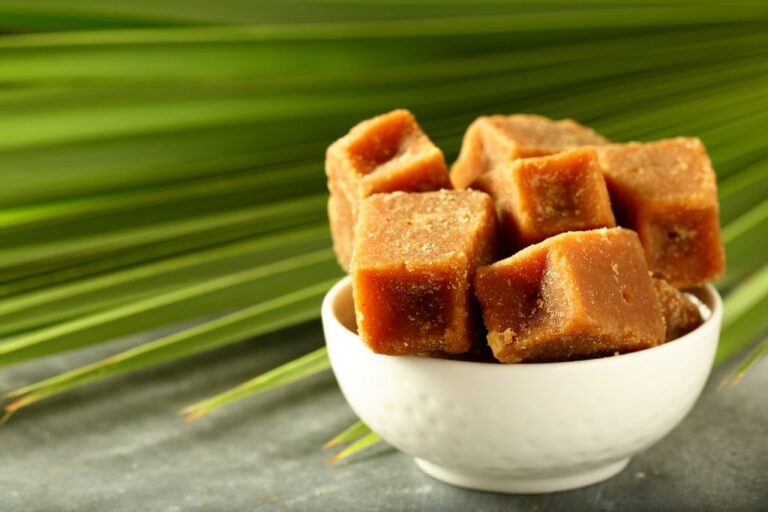 5 Amazing Benefits of Having Gur or Jaggery This Winter - Excelebiz