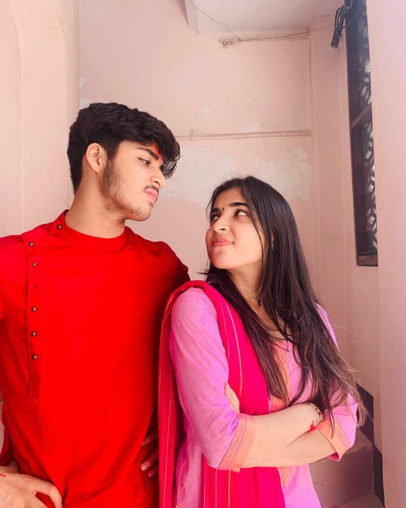 Rajshree Grover Biography (2025)– Age, Doctor, YouTuber, Dancer ...